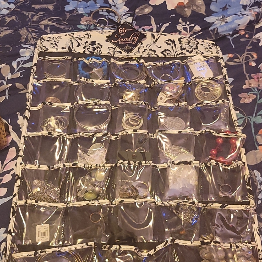 66 Pocket Jewelry Organizer - Gem